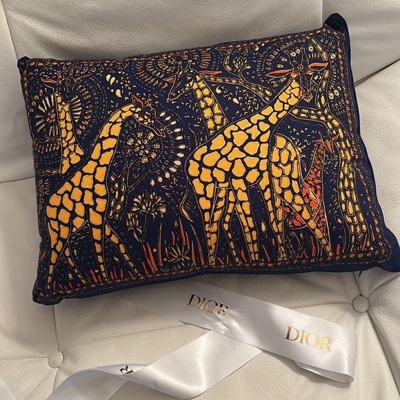 Dior | Accents | Christian Dior Maison Limited Edition Giraffe Throw ...